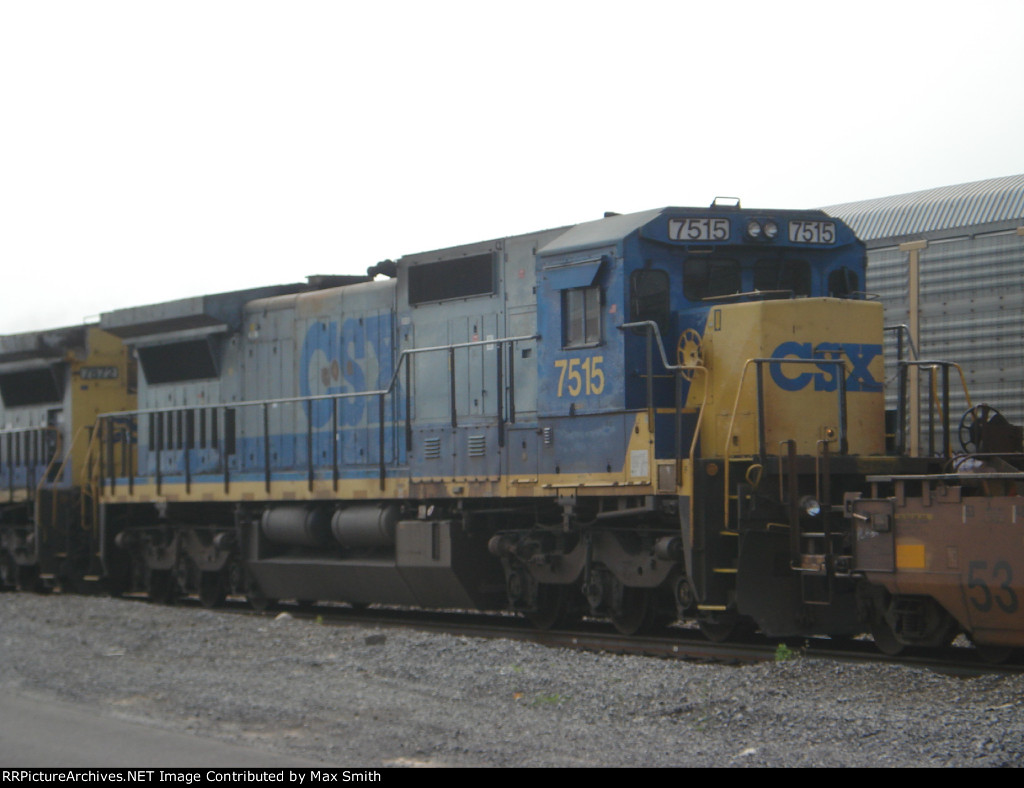CSXT 7515 on CSX Q169